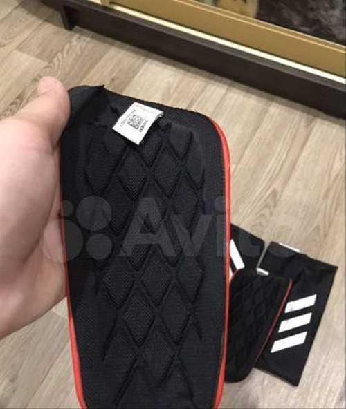 Щитки футбольные adidas x