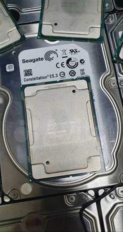 Intel Xeon Gold 6126 QS 12 core