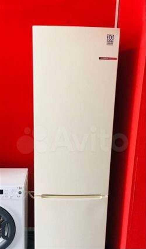 Отличный холодильник Bosch KGV39XK2AR(Б 129)