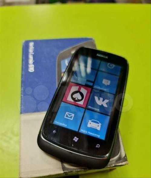 Телефон Nokia lumia 610