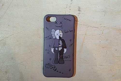 Чехол Kaws на Apple iPhone 8