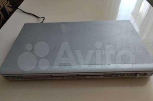 DVD-проигрыватель Rolsen RDV-730