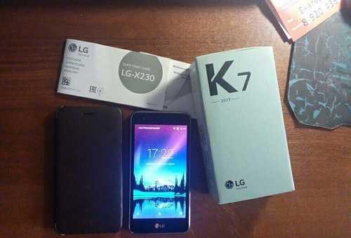 Телефон LG K7 (2017) X230