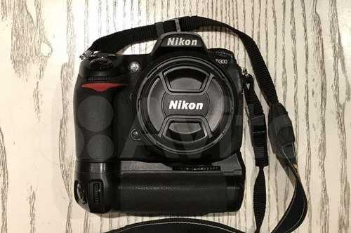 Nikon D300 / Nikkor Lens 50 / multi power battery