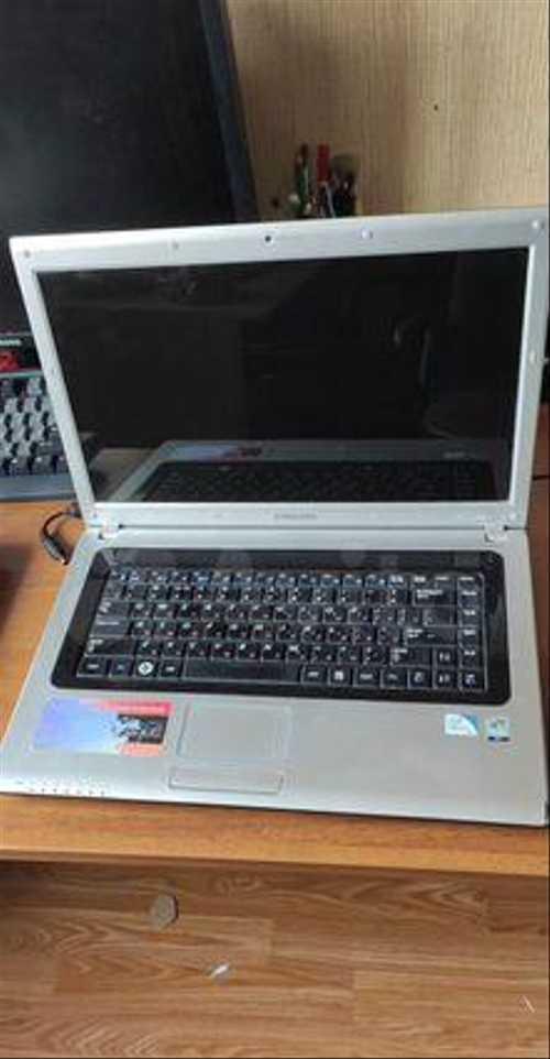 Ноутбук Samsung R520