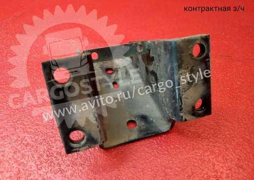 Кронштейн опоры двигателя RH MMC Fuso Canter 4M50