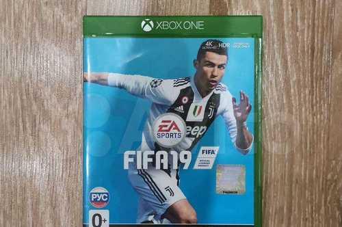 Игра для приставки xbox one fifa19