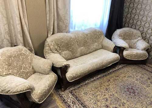 Мягкий уголок: диван + 2 кресла (массив)