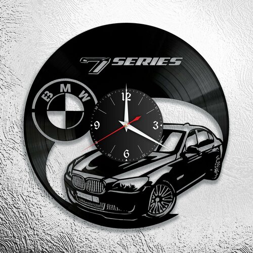 Настенные часы из виниловой пластинки с изображением BMW X7
