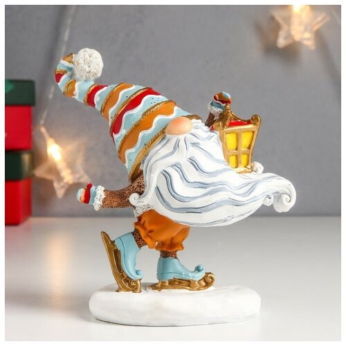 Сувенир полистоун Дедушка Мороз на мини-лыжах с фонариком 13,5х5,5х11,5 см