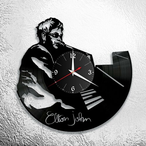 Настенные часы из виниловой пластинки с Элтоном Джоном/Elton John