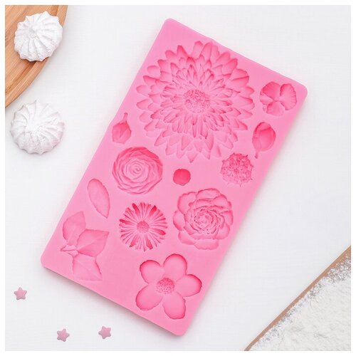 Силиконовый молд профессиональный «Цветы», 25×10 см, цвет розовый