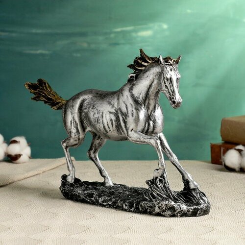 Хорошие сувениры Фигура "Бегущий конь" серебро, 34х22см