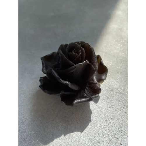 Натуральное мыло ручной работы Роза черная прозрачная