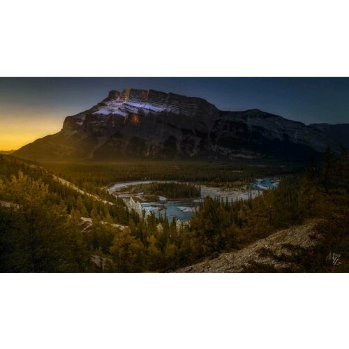 Картина на холсте 60x110 LinxOne "Гора лес Канада природа панорама" интерьерная для дома / на стену / на кухню / с подрамником