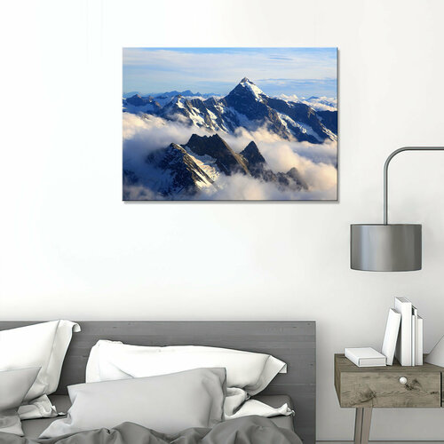 Интерьерная картина на холсте - Горы в облаках 50х70
