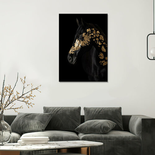 Интерьерная картина на холсте - Чёрная лошадь с золотыми элементами 50х70