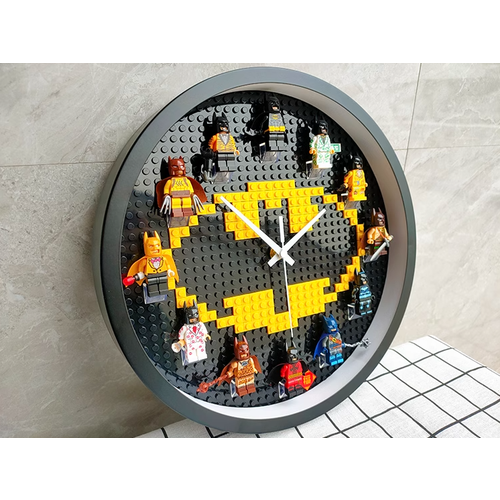 Часы конструктор настенные BATMAN в стиле Lego