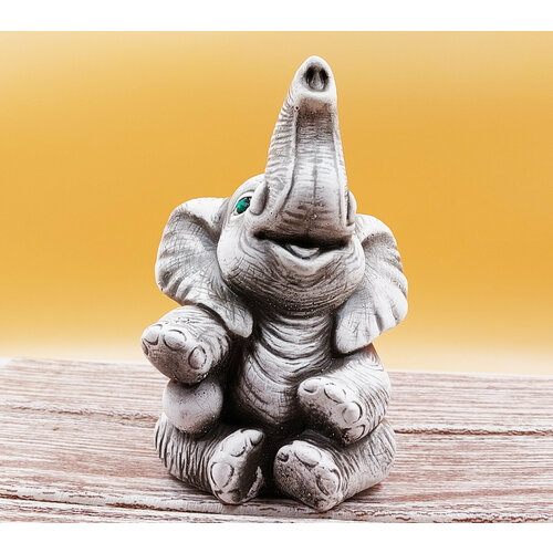 Статуэтка: "Счастливый Слон", серый, гипс, 14,5x8см, ARTVACH