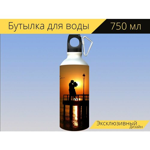 Бутылка фляга для воды "Любовники, заход солнца, романтика" 750 мл. с карабином и принтом