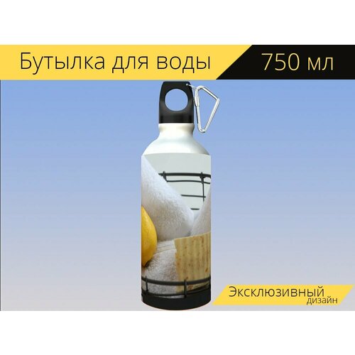 Бутылка фляга для воды "Еда, лимонное мыло, мыло с кокосовым маслом" 750 мл. с карабином и принтом