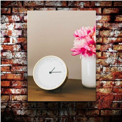 Постер "Настольные часы и цветы" Cool Eshe из коллекции "Интерьеры на любой вкус", А4 (29,7 х 21 см)