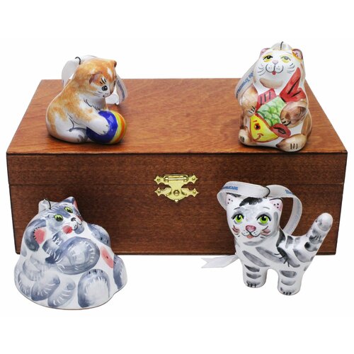 Символ года Кошечки и котики 4 штуки в деревянной коробке Набор керамических елочных игрушек украшений цветная коллекция