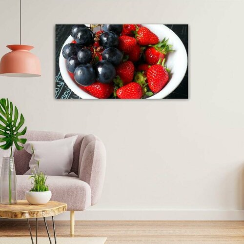 Картина на холсте 60x110 LinxOne "Виноград Клубника Еда Ягоды" интерьерная для дома / на стену / на кухню / с подрамником