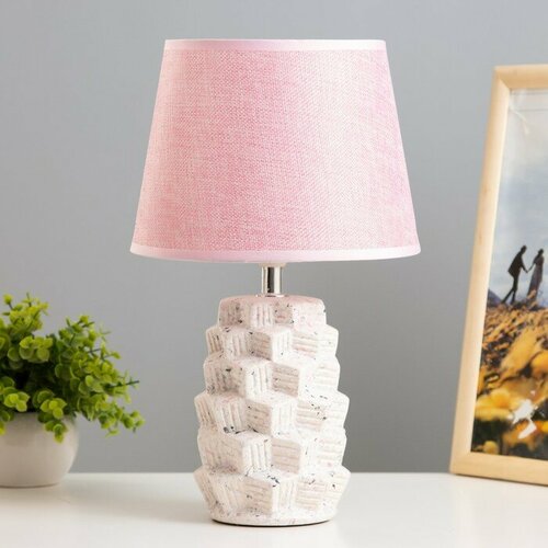 Настольная лампа "Айрис" Е14 40Вт розовый 20х20х33 см RISALUX