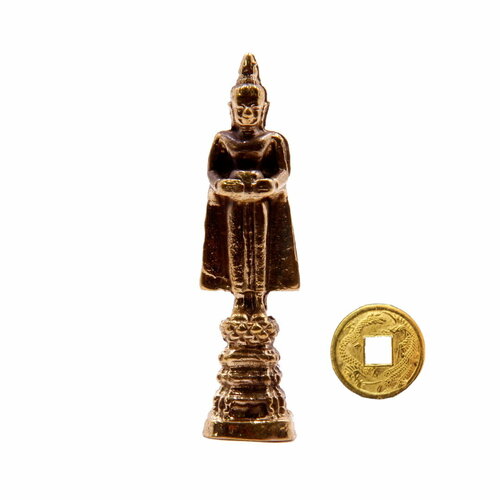 Статуэтка-фигурка "Будда стоит в плаще" 4,5 х 1 см бронза + монета "Денежный талисман"