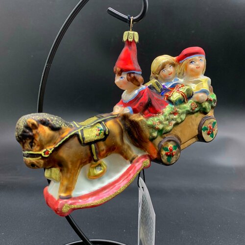 Елочная игрушка Komozja Family Сани с лошадкой - качалкой стекло