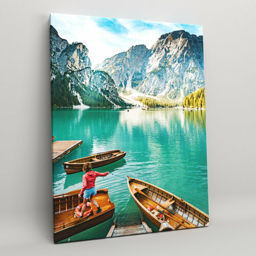 Картина на холсте (интерьерный постер) "Лодки в бирюзовом озере" в скандинавском стиле, природа, с деревянным подрамником, размер 45x60 см