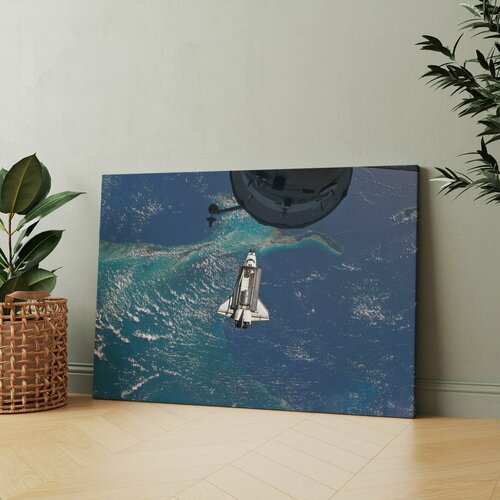 Картина на холсте (спейс шаттл космический корабль атлантис международная станция пилотируемый) 80x100 см/для интерьера/в комнату/на стену/в подарок