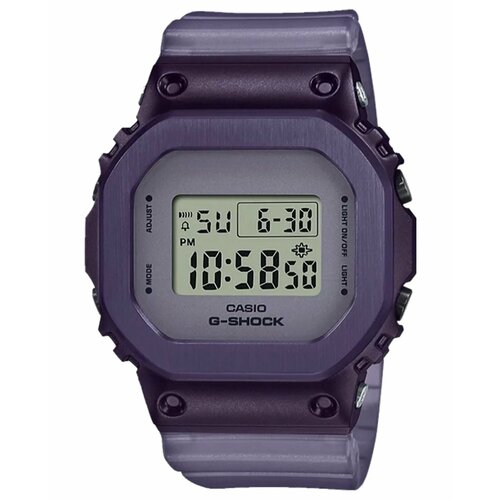 Наручные часы CASIO G-Shock, фиолетовый