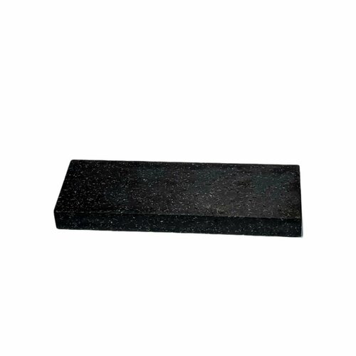 Полка прямая из натурального камня, гранит цвет "ABSOLUTE BLACK EXTRA", подвесная, скрытый крепеж, размер 30*10*3