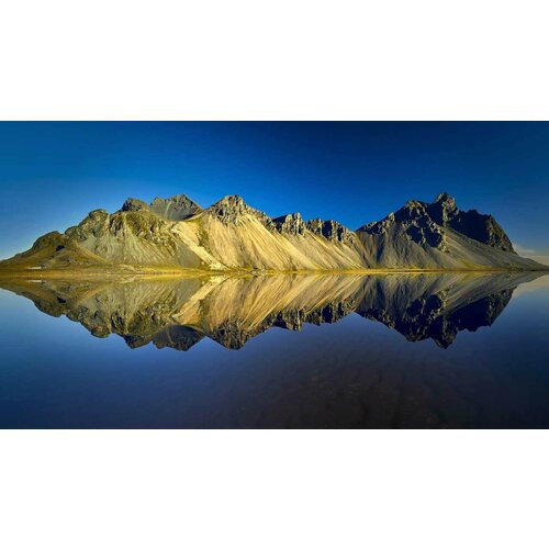Картина на холсте 60x110 Альянс Лес "Небо горы вода отражение" на подрамнике / интерьер/ декор