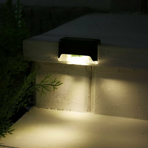 Садовый светильник на солнечной батарее, 8 x 4.5 x 4.5 см, 1 LED, свечение тёплое белое, чёрный, 4 шт.