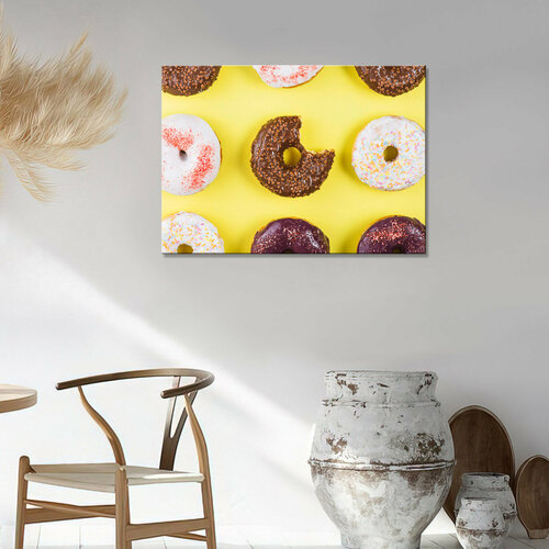 Картина/Картина на холсте для интерьера/Картина на стену/Картина для кухни/ - Разные пончики на жёлтом фоне 20х30