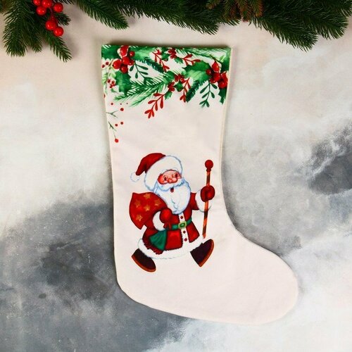Носок для подарков "Дед Мороз с посохом, в лесу" 26х40 см, белый (комплект из 5 шт)