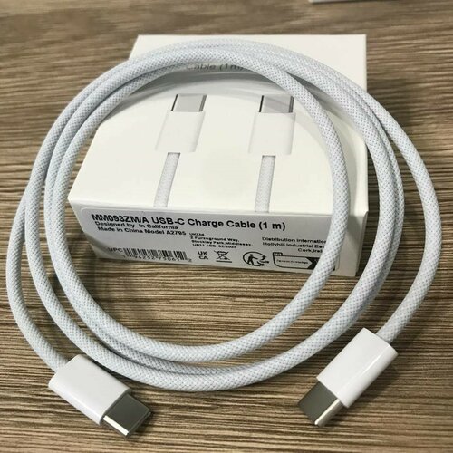 Плетеный кабель Type-C для iPhone 15 Pro Max, Pro, Plus, 1 метр, белый
