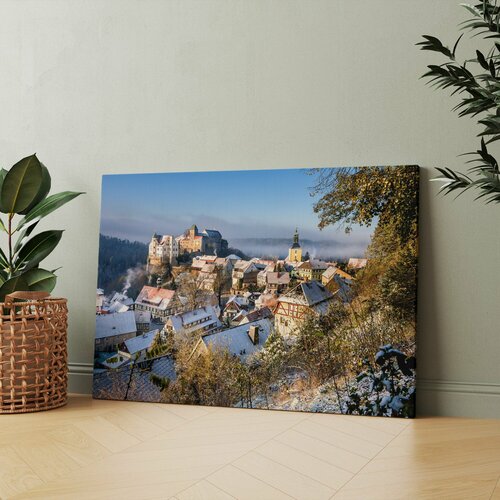 Картина на холсте "Вид на город с замком на заднем плане" 60x80 см. Интерьерная, на стену.