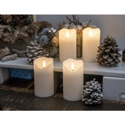 Набор светодиодных восковых свечей живая душа, тёплые белые LED-огни мерцающие, 'натуральные фитильки', 7х13 см (4 шт.), ПДУ, Kaemingk (Lumineo)