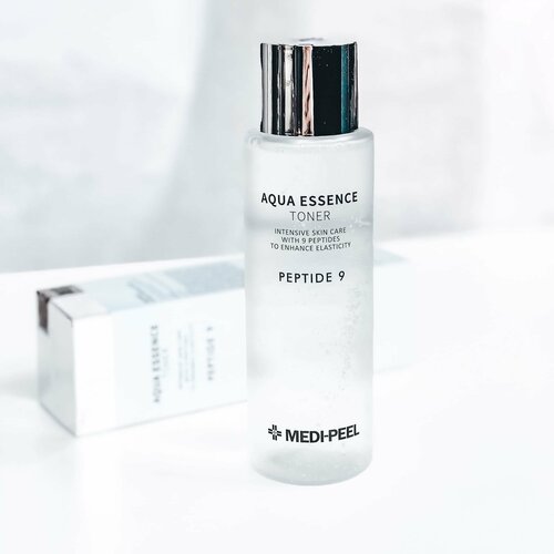 Medi peel тонер-эссенция с пептидами на гиалуроновой кислоте Peptide 9 Aqua Essence Toner 250 мл