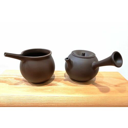 Набор чайной посуды Исин Эгоист, чайник с боковой ручкой 120 мл и чахай 150 мл, Китай, 2 предмета, набор для чайной церемонии