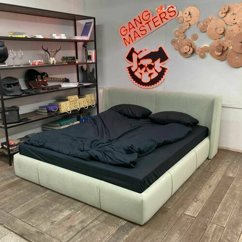 Двуспальная кровать с подъемным механизмом 160х200 Касл с мягким изголовьем для дома, для спальни, ортопедическое основание, ламели усиленные, велюр оливковый, Банда Мастеров, Россия