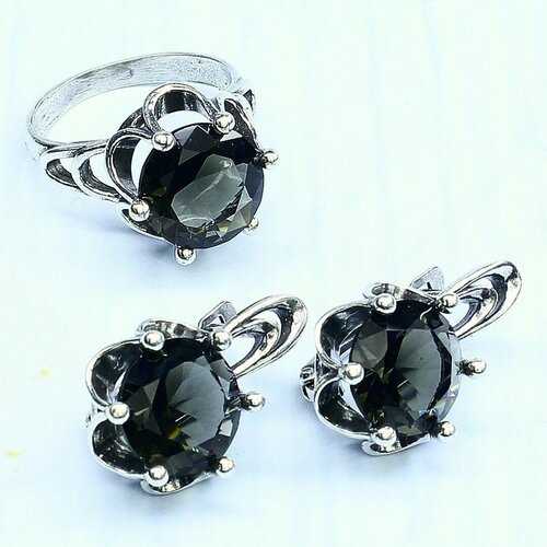 Комплект бижутерии Комплект посеребренных украшений (серьги + кольцо) с ювелирным стеклом черным: кольцо, серьги, стекло, размер кольца 16.5, черный