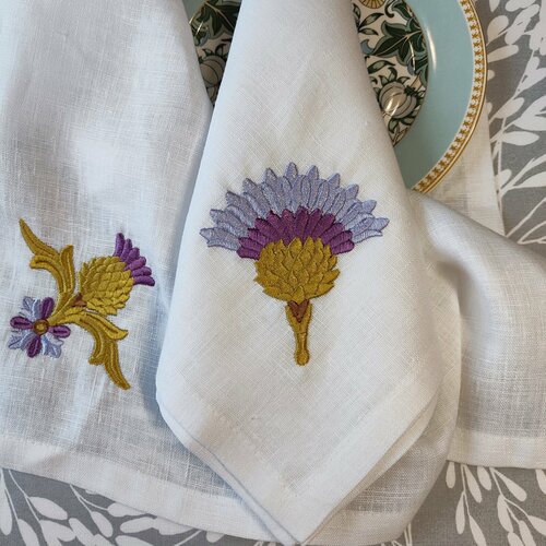 Набор LaTenda "Чертополох" - 4 декоративные салфетки из 100% льна с вышивкой