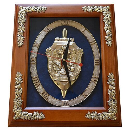 Настенные часы Эмблема Федеральной Службы Безопасности РФ (ФСБ России) 29х34 см GAL-15-266/ЧД-02