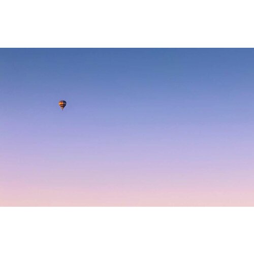 Картина на холсте 60x110 LinxOne "Воздушный шар, полет, небо" интерьерная для дома / на стену / на кухню / с подрамником