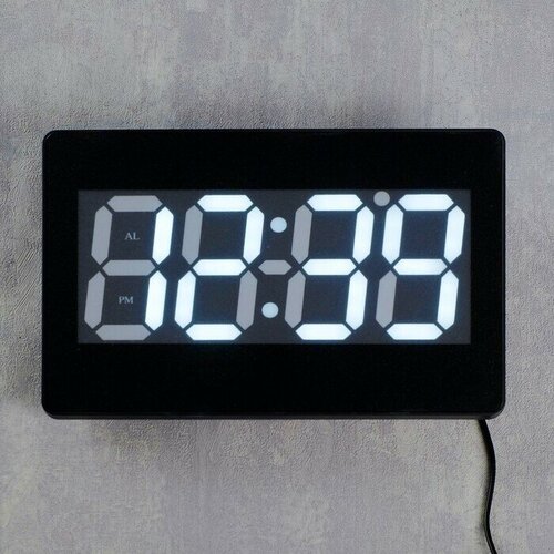 Часы настенные электронные с термометром и будильником, цифры белые, 15,5x23,5 см